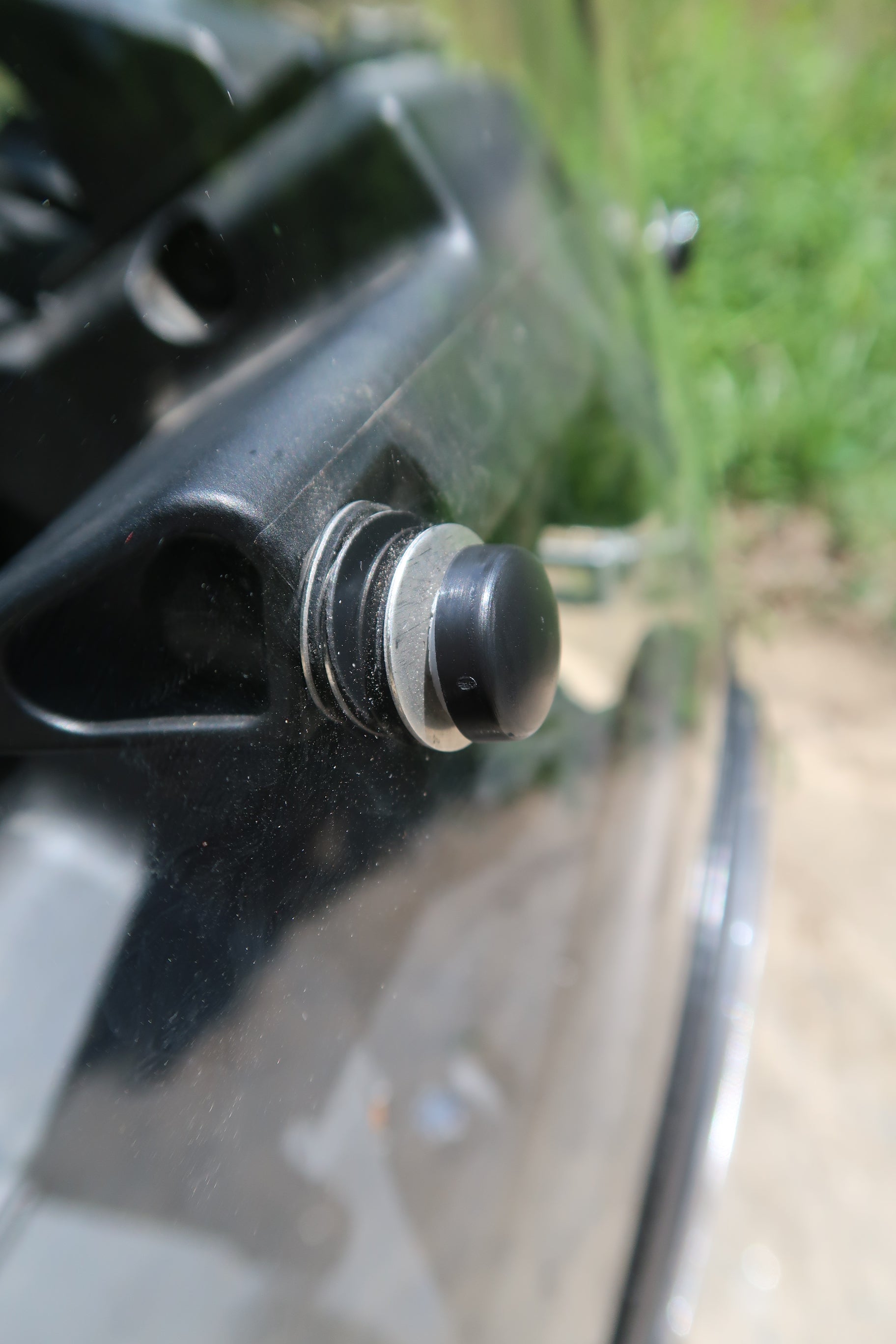 Husqvarna Norden 901 Touring shield – Parabellum Ltd